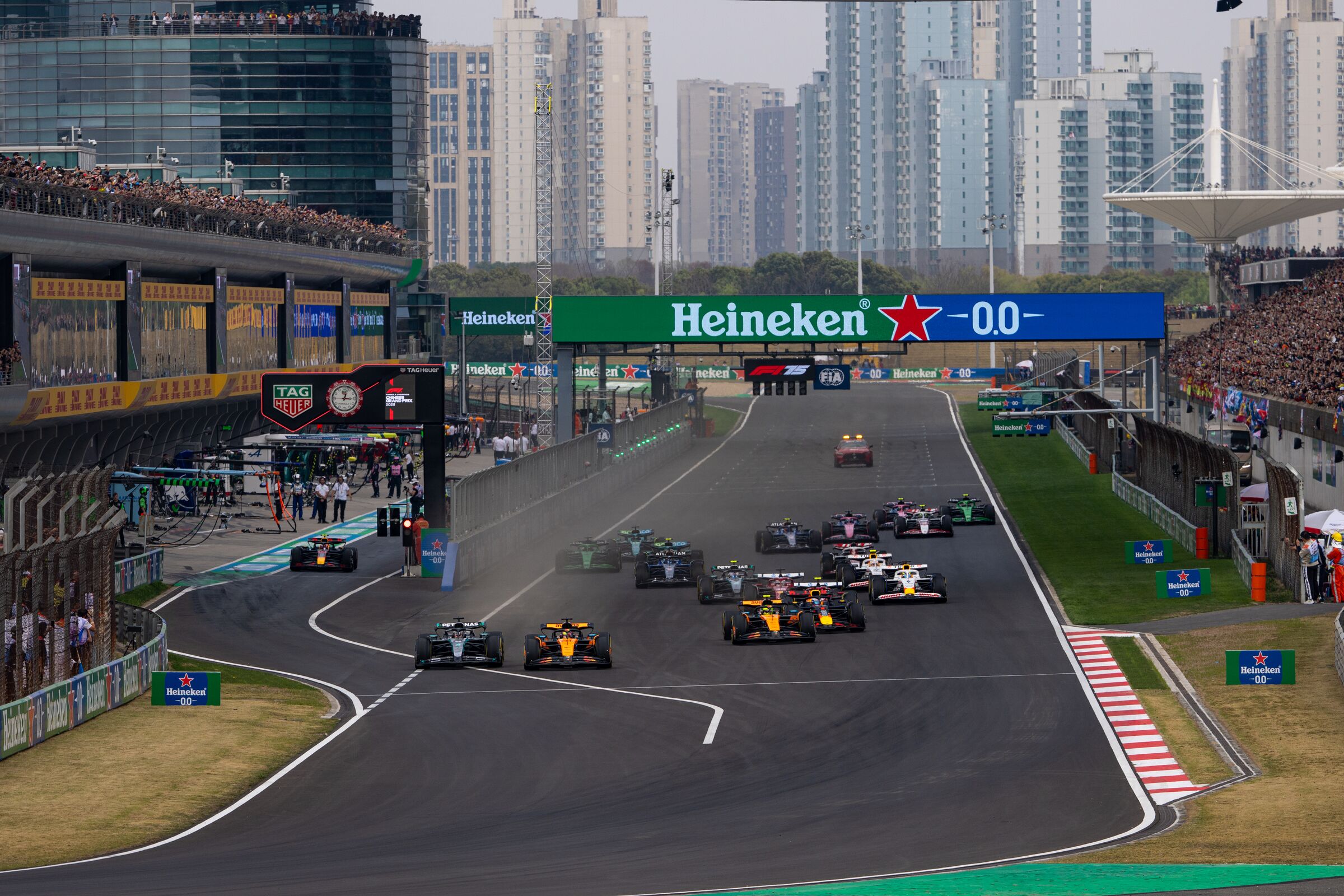 Experience F1 in Shanghai | Sportsnet® Holidays